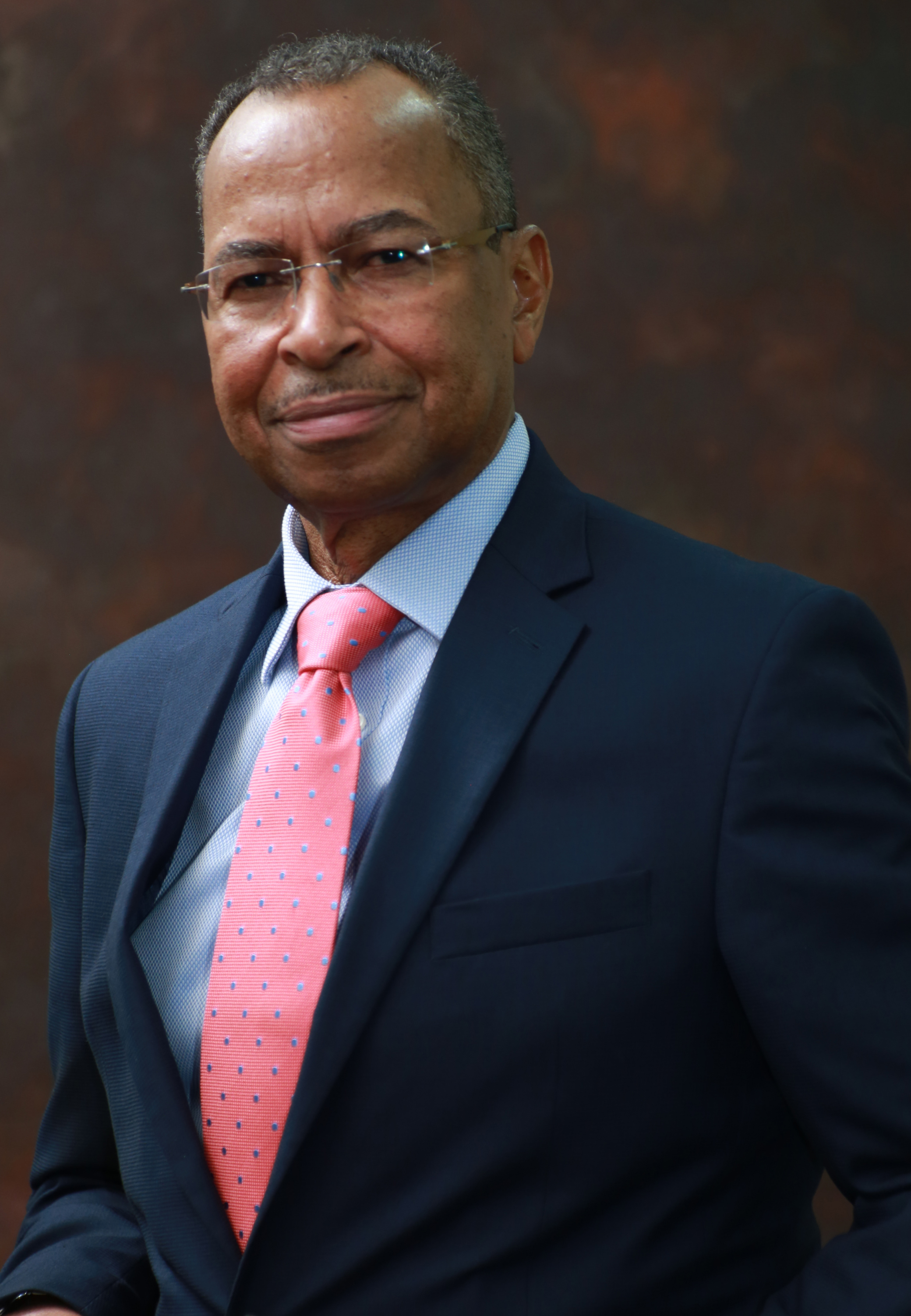 University of Illinois bestows its 2019 International Alumni Award on ...